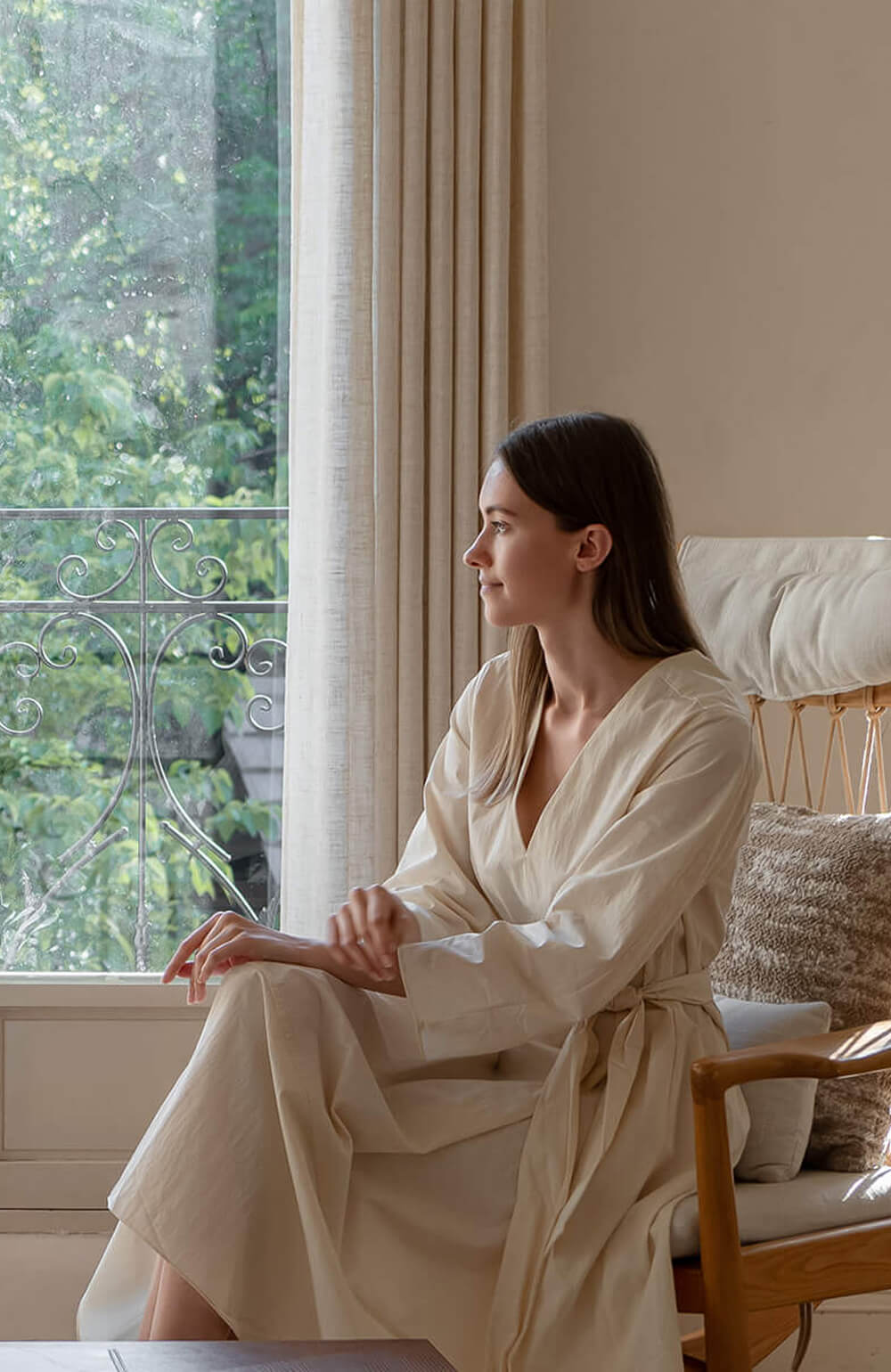 What Is Curtain Stack Back?